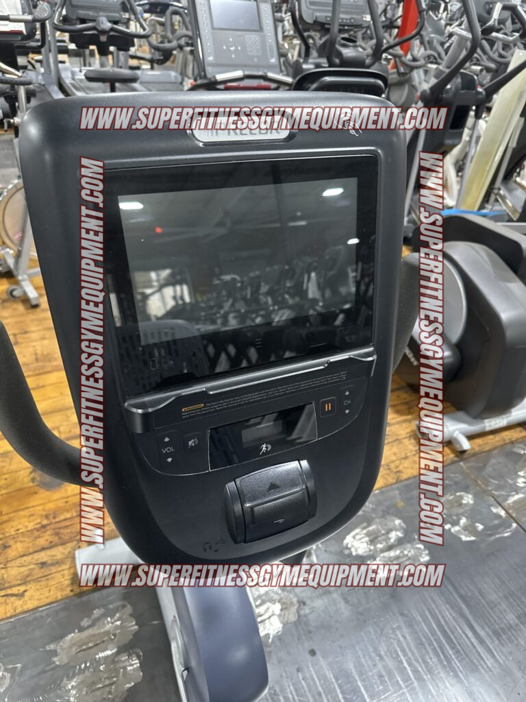 Precor P62 Recumbent Bike - Superfitness Gym Equipment