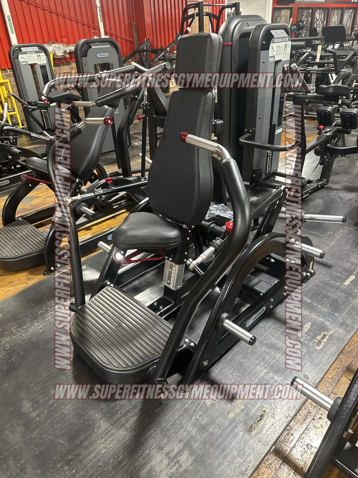 Complete All Black Nautilus Gym Package - Superfitness Gym Equipment