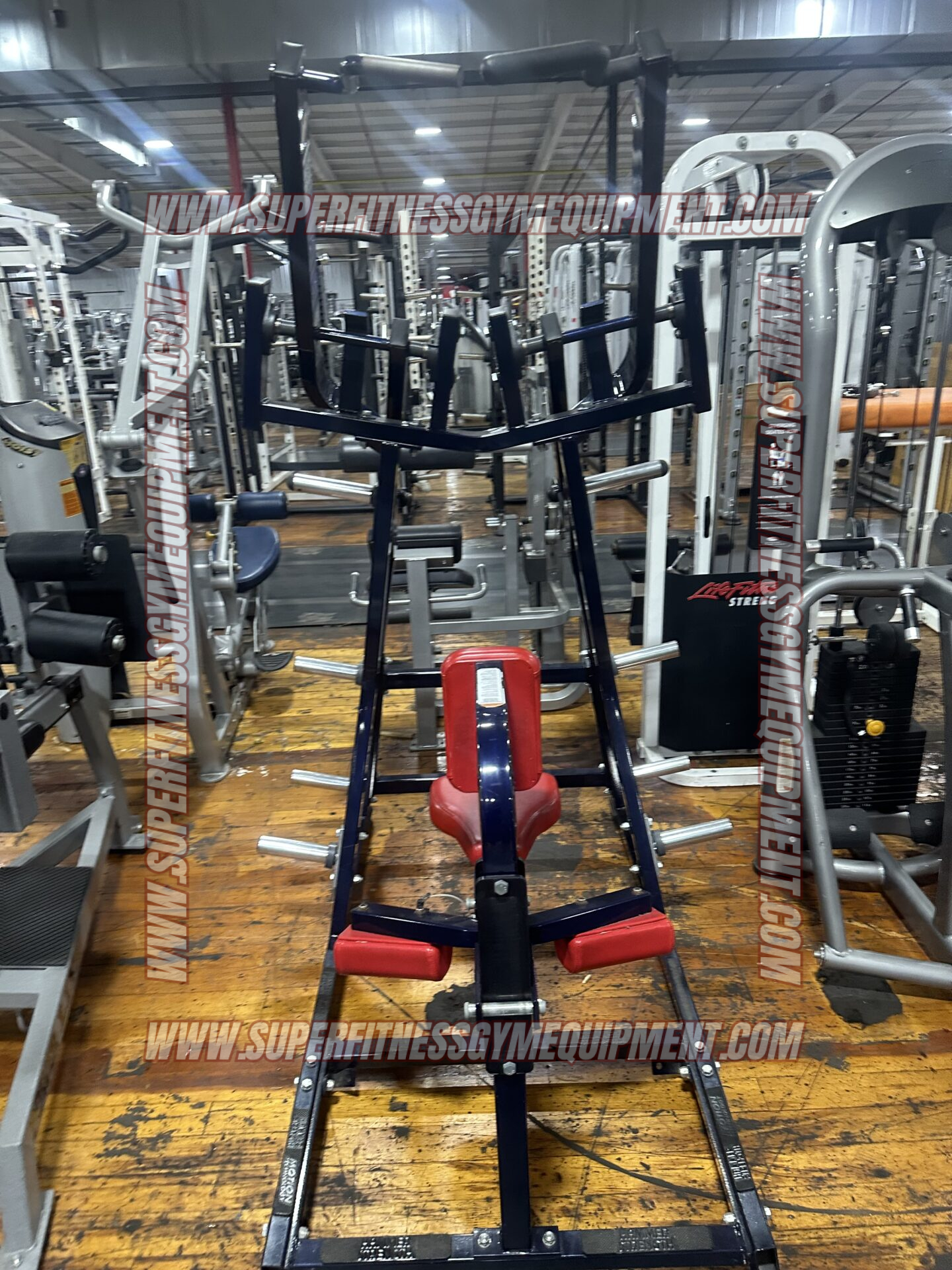 Hammer Strength Front Lat Pulldown - Superfitness Gym Equipment