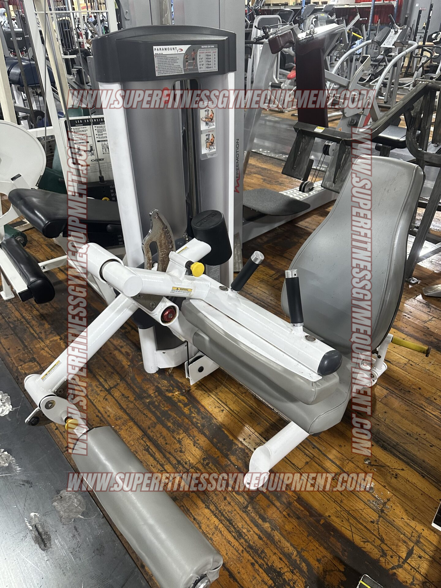 Paramount Seated Leg Curl - Superfitness Gym Equipment