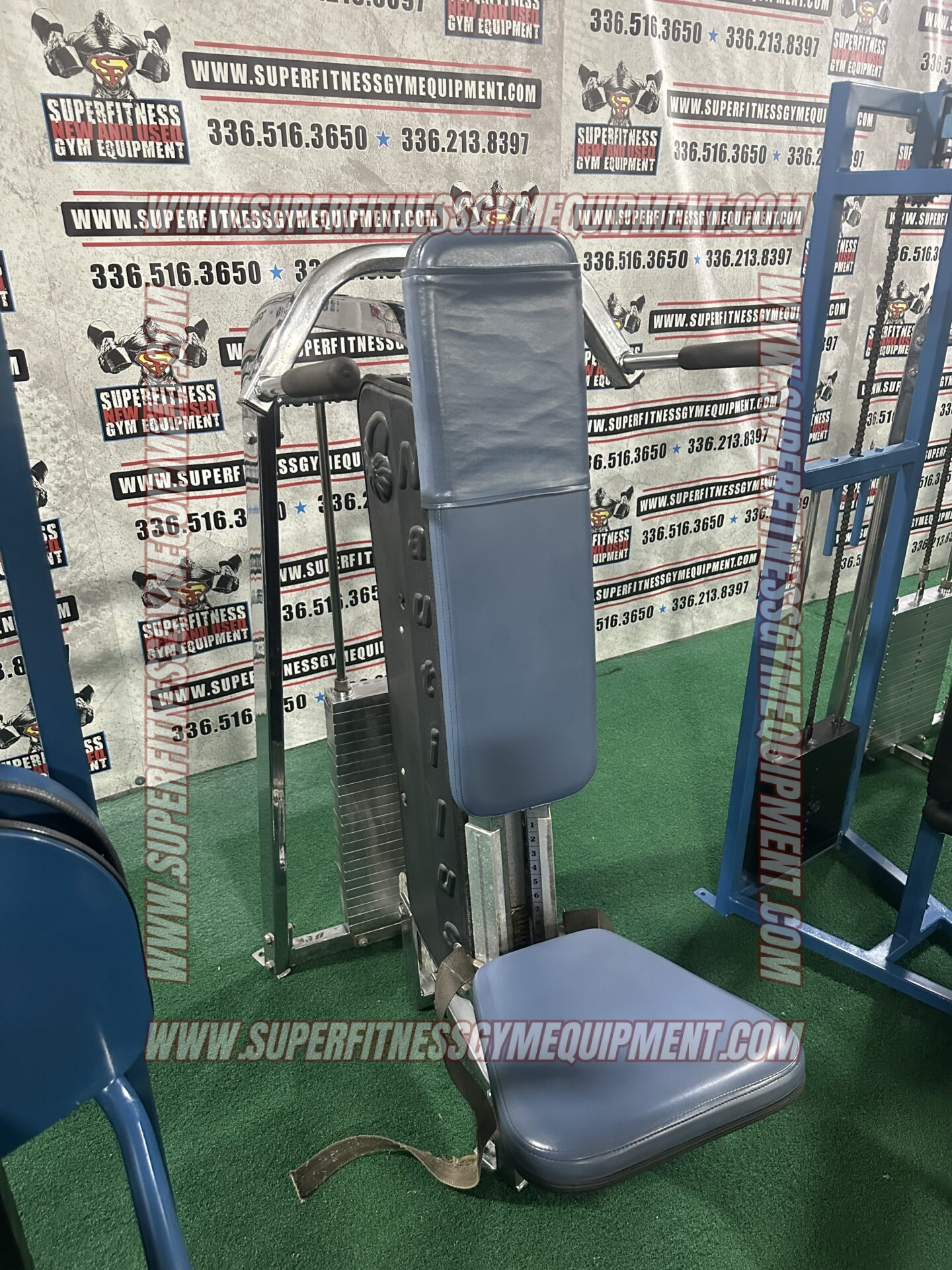 Nautilus Chrome Shoulder Press - Superfitness Gym Equipment