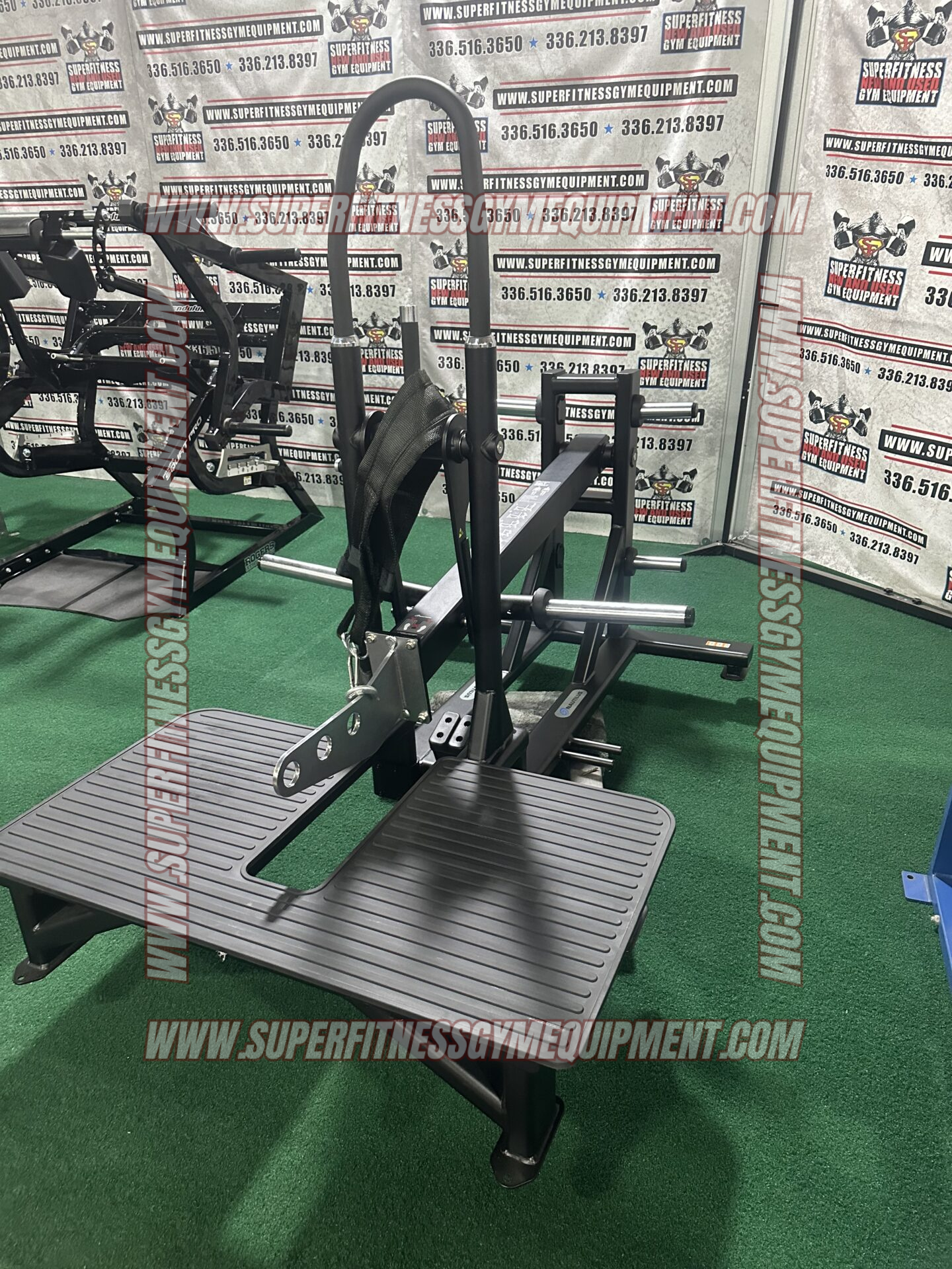 Nautilus Belt Squat - Superfitness Gym Equipment