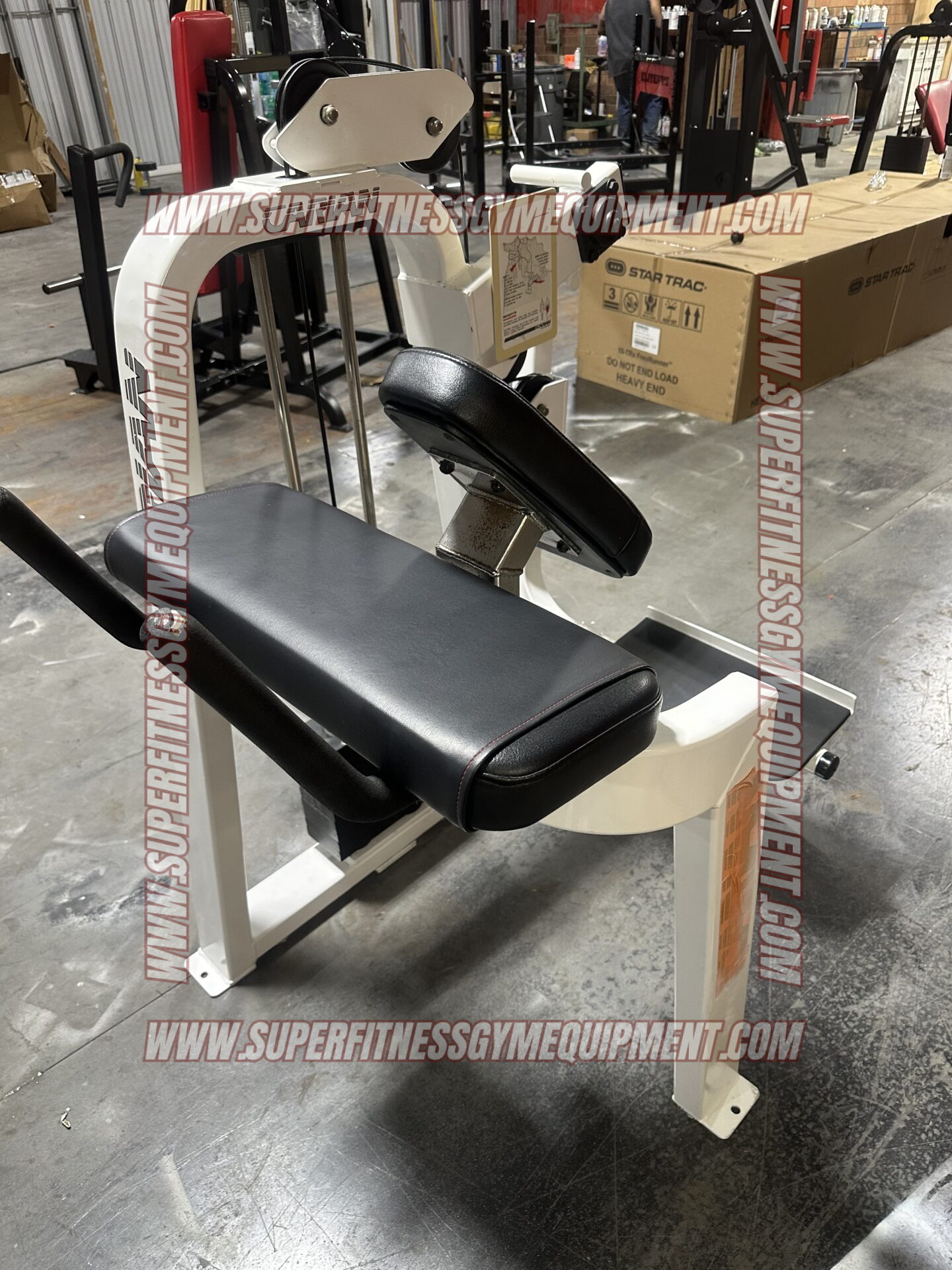Precor Glute Kickback - Superfitness Gym Equipment