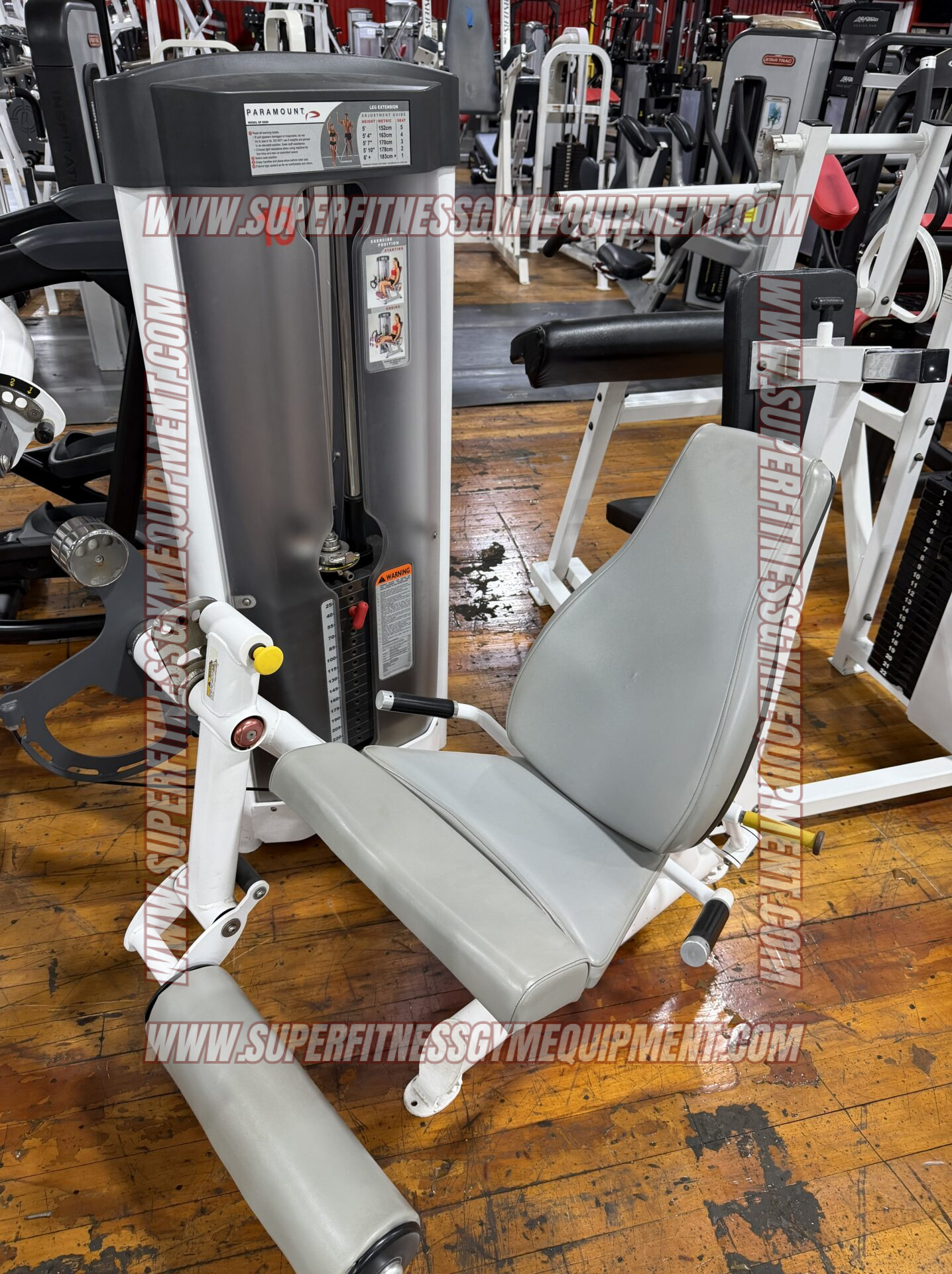 Paramount Leg Extension - Superfitness Gym Equipment