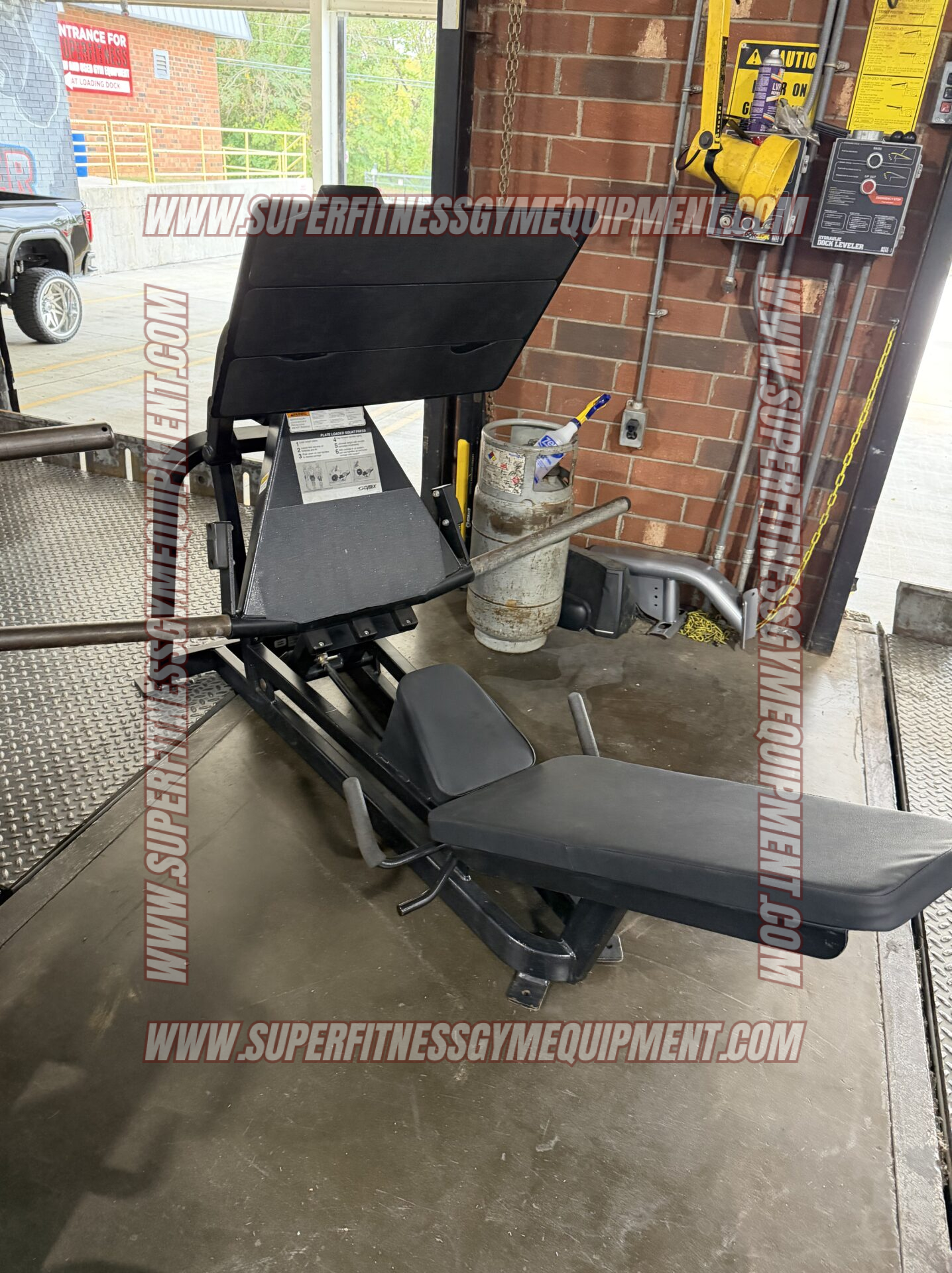 Cybex Squat Press - Superfitness Gym Equipment