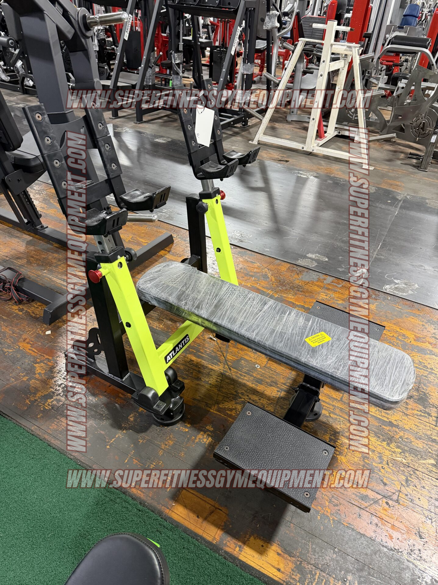 Atlantis Flat Dumbbbell Bench With Pivots - Superfitness Gym Equipment
